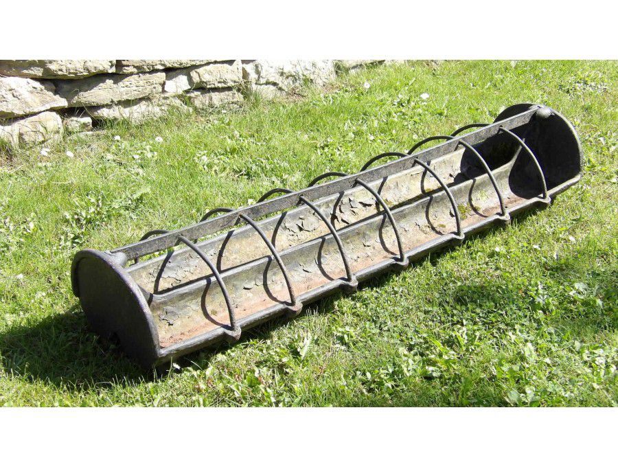 Vintage Cast Iron Trough | Garden Features | Holloways Garden Antiques