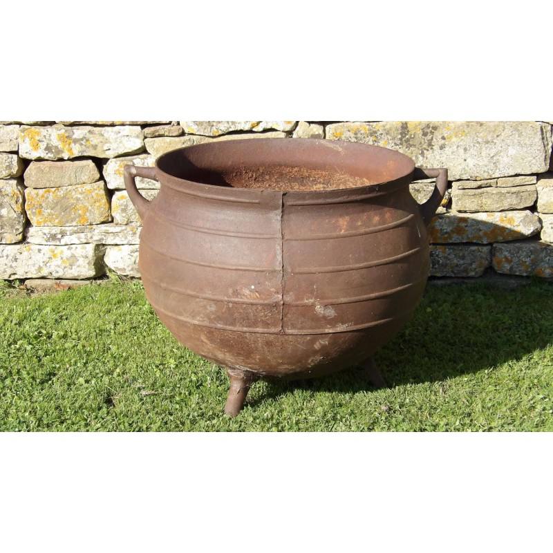 Vintage Iron Cauldron For Sale at Kathryn Ono blog