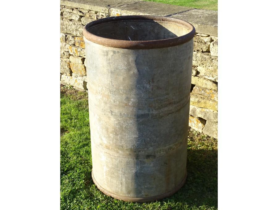 Vintage Water Tank | Garden Salvage | Holloways Garden Antiques