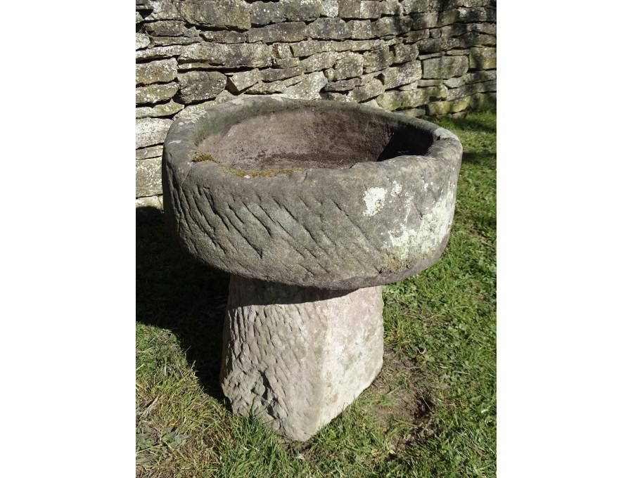 Round Stone Trough|
