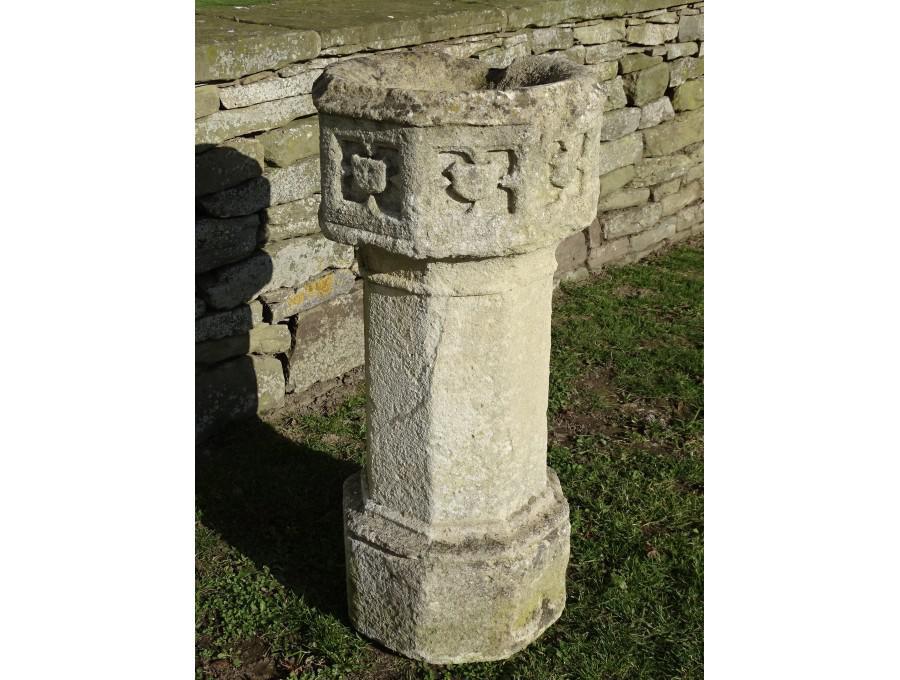 Antique Limestone Font|