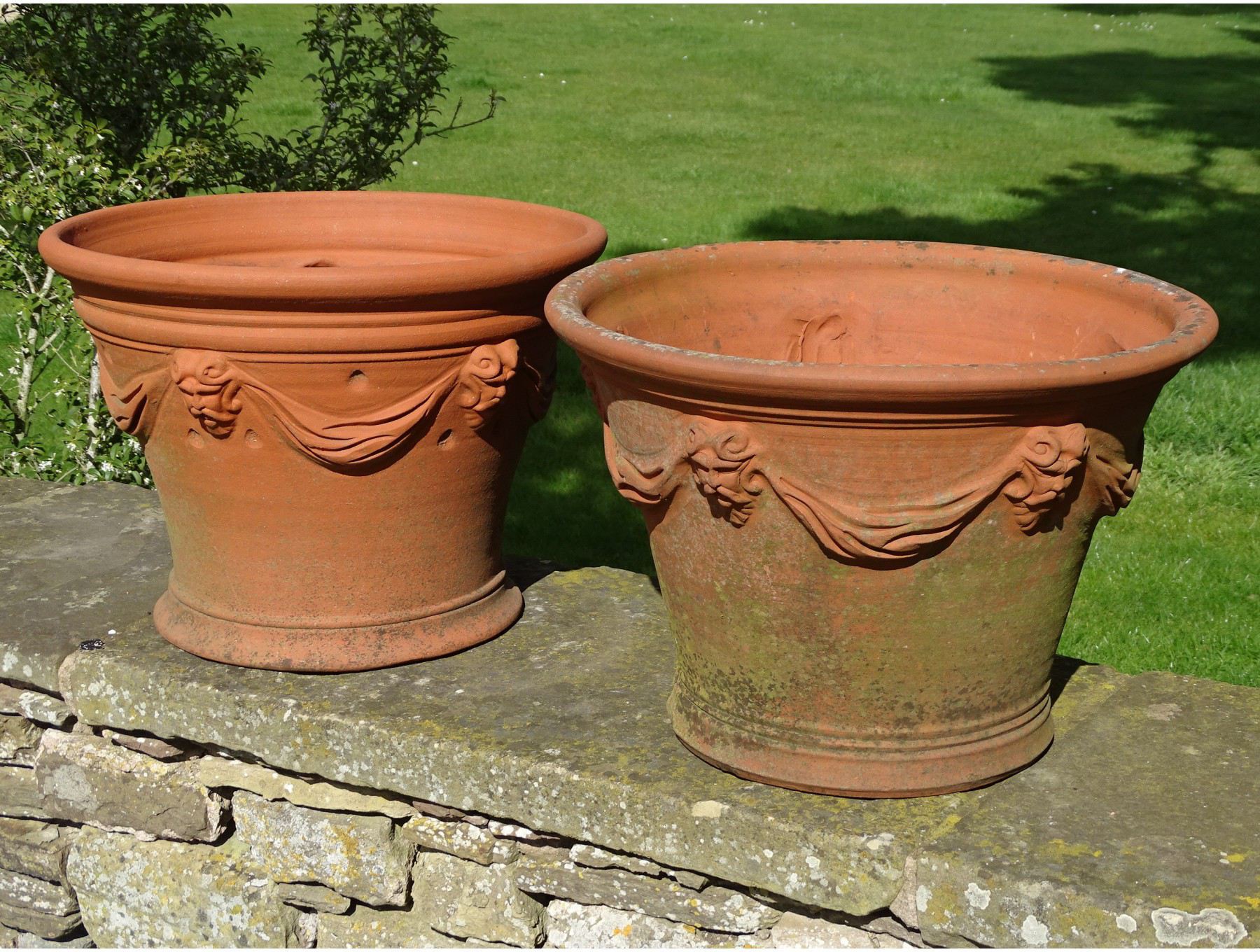 Whichford Terracotta Planters (Pair)|