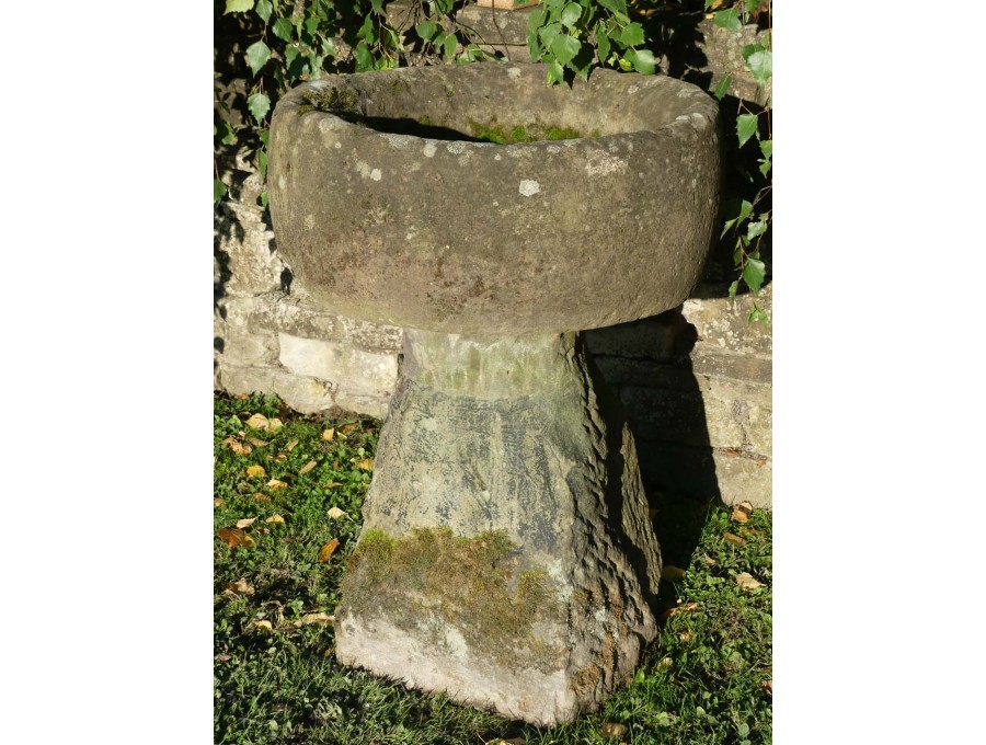 Round Stone Planter on Base | Holloways Garden Antiques
