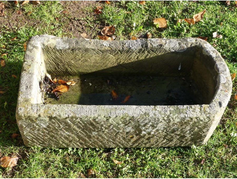 Bow Fronted Pump Trough | Holloways Garden Antiques